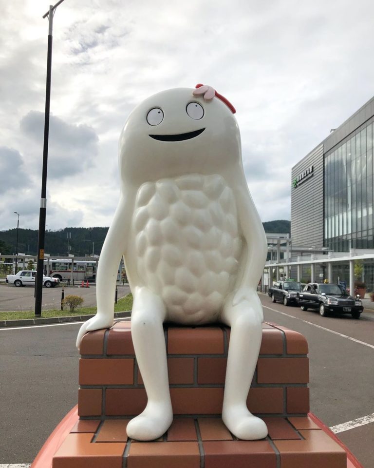 10 Weird Japanese Mascots That Are Bizarre Or Nightmare-Inducing