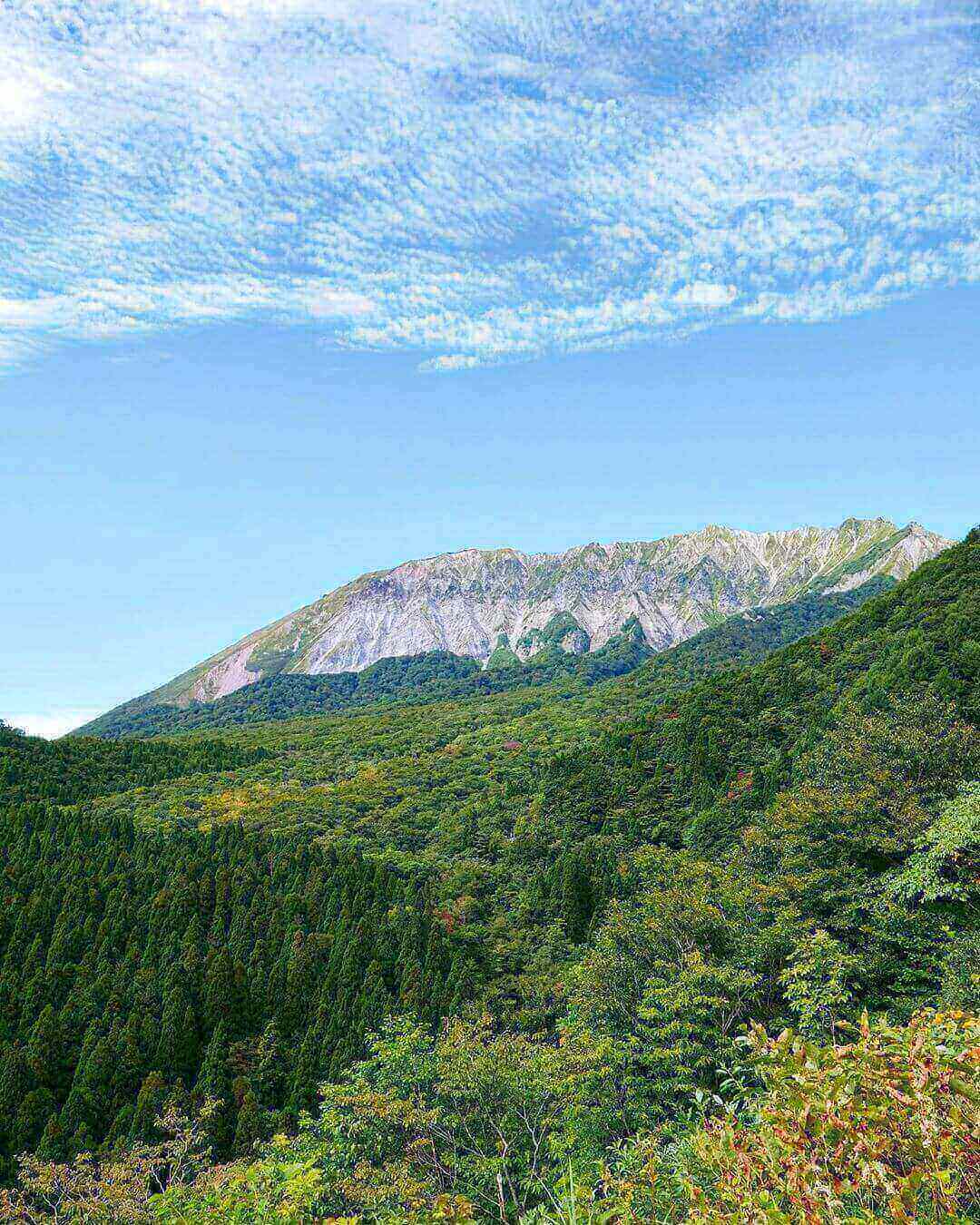 10 Mountains In Japan That Rival Mount Fuji In Beauty