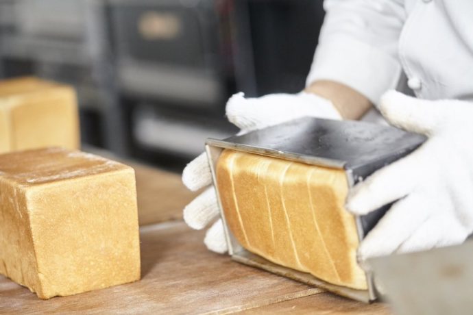 ATM Turned Bakery In Japan Lets You Get Your Dough While Social Distancing