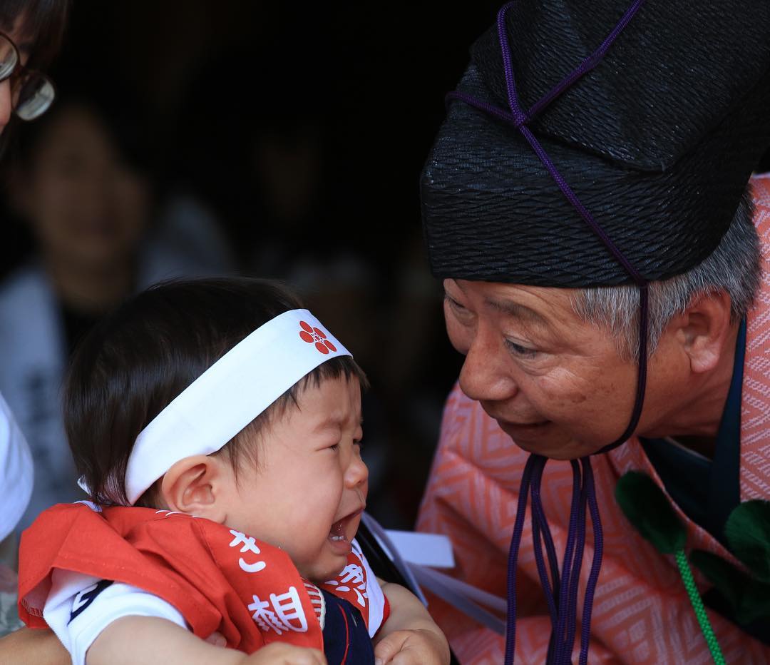 Naki Sumo Baby Crying Contest: Giant Sumo Wrestlers Make Babies Wail