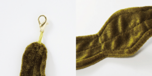 Felissimo’s Sea Otter Pouch Has Magnetic Paws For Them To Hold Hands