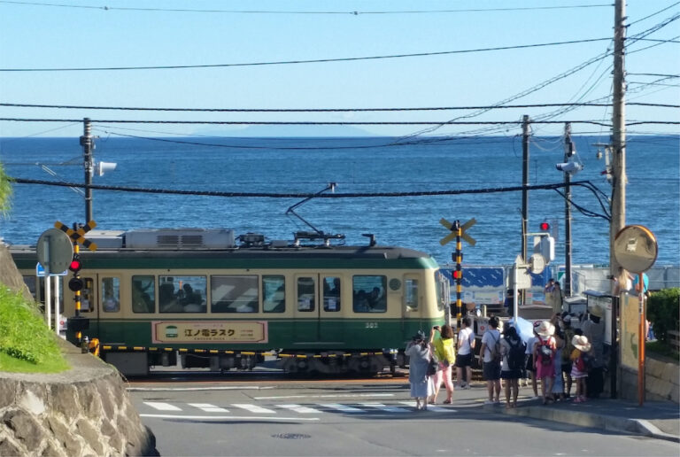 Kamakura Kokomae Station: Seaside Train Station Featured In Slam Dunk
