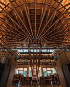 Nakajima Library: Colosseum Inspired Interior Built With Akita Cedar Trees