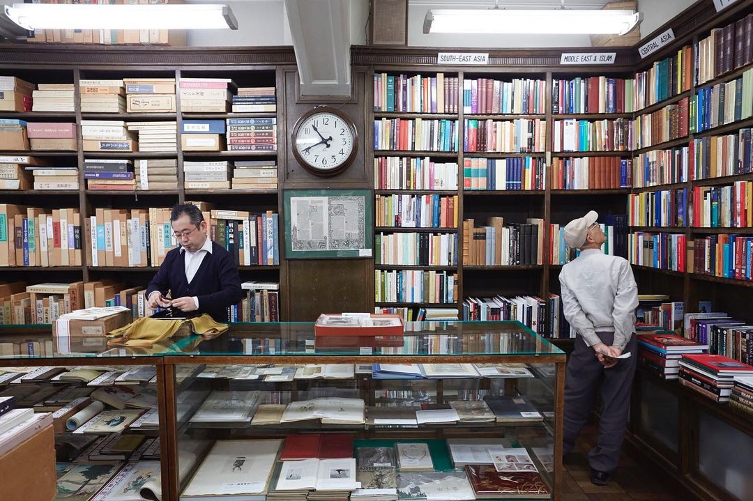 Jimbocho Guide: Vintage Books, Curry Spots & Tokyo’s Literary Haven