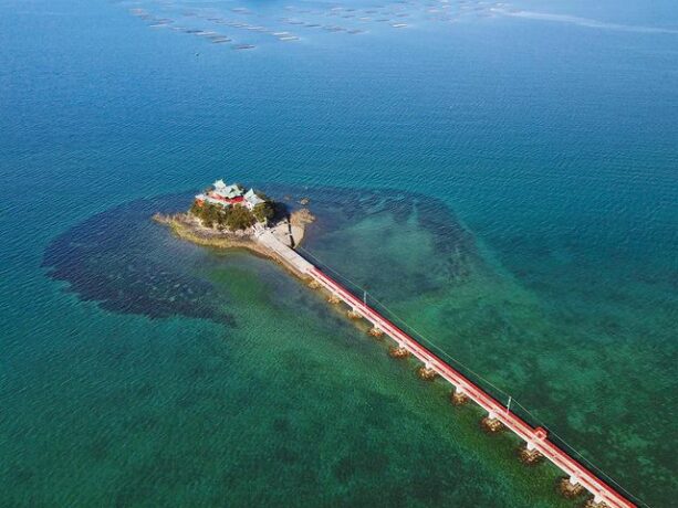 Tsushima Shrine: Mystical Spot In The Sea That’s Open 2 Days A Year