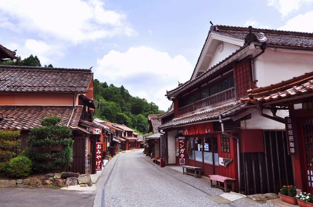 Fukiya Furusato Village: Iconic Red Roofs & Meiji Era Buildings