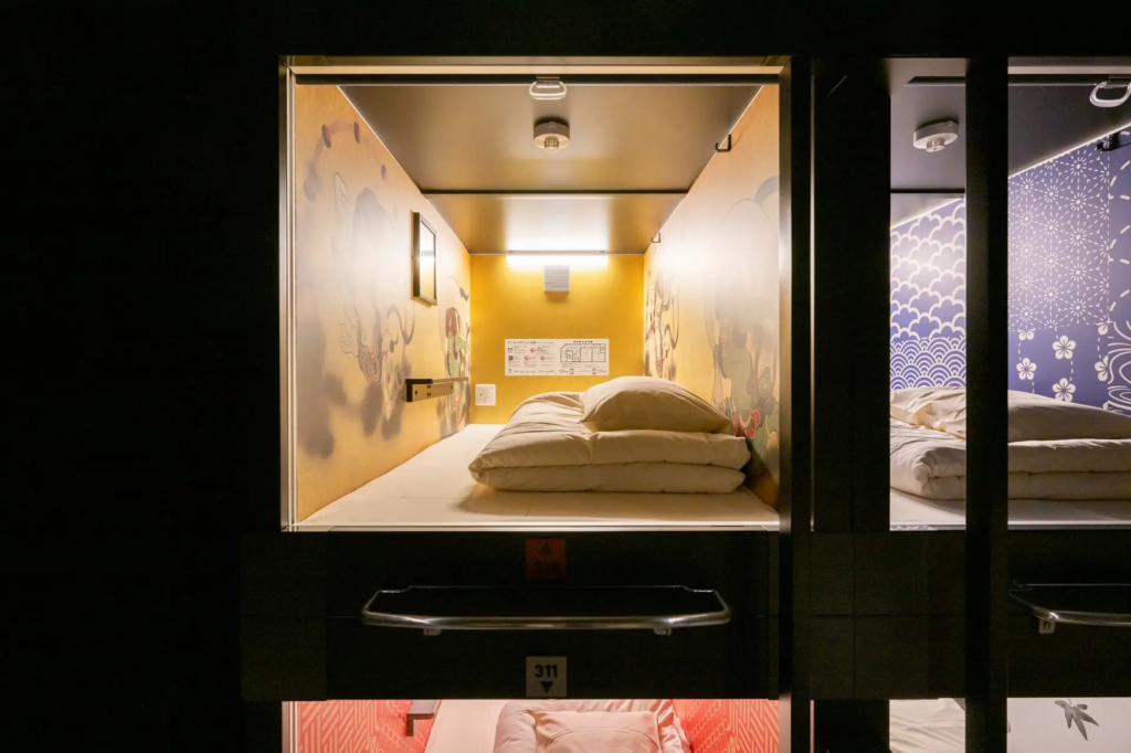 Capsule Hotel Ninja & Geisha: Elegant Edo-Style Lodgings For $20/Night