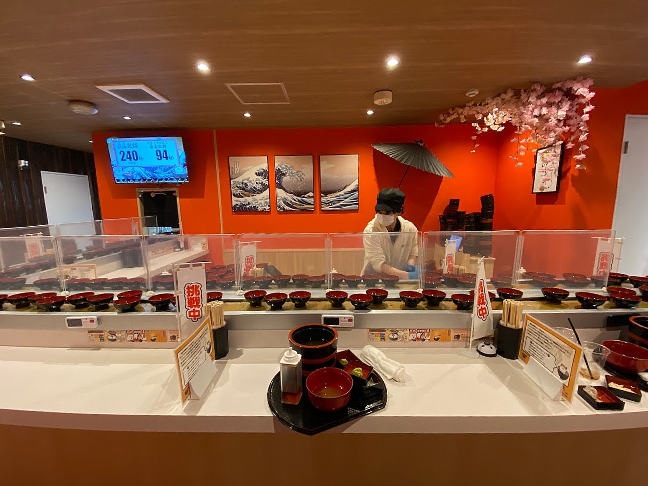 Amusement Wanko Soba Kurukuru Wanko: Soba Buffet For ¥1,100