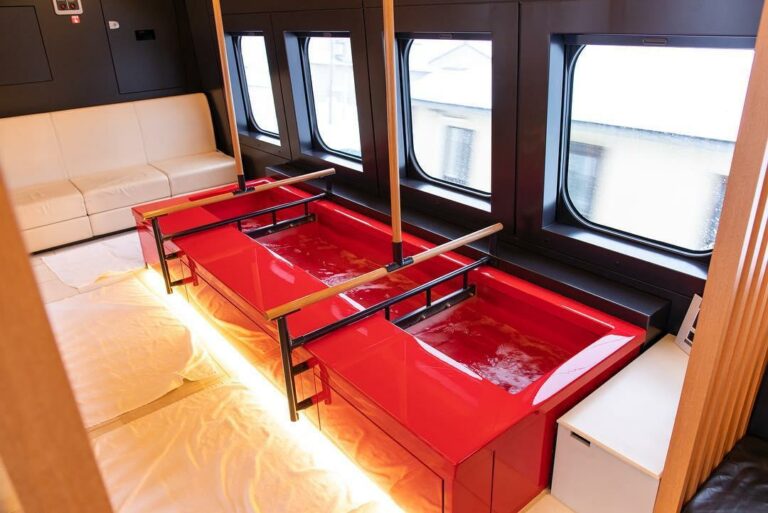 11 Themed Trains In Japan To Ride, Such As Hello Kitty Shinkansen